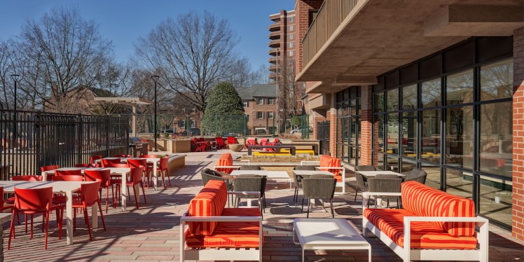 Courtland Towers Apartments | RentDittmar.com